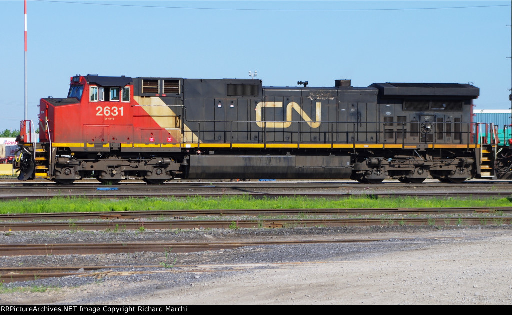 CN 2631